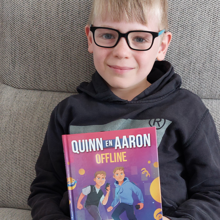 Ons Kinderpanel leest: 'Quinn en Aaron Offline' - Kinderboeken.nl