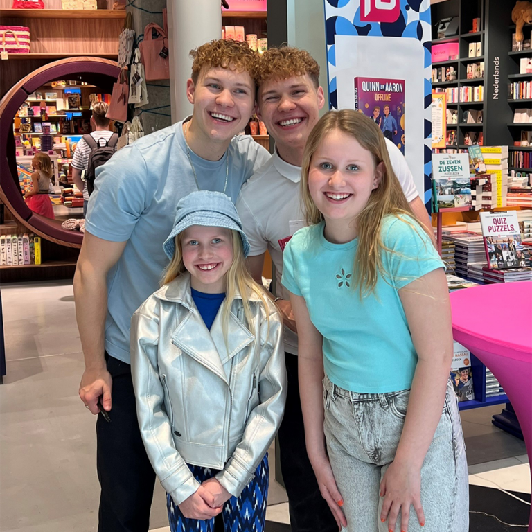 Ons Kinderpanel leest: 'Quinn en Aaron Offline' - Kinderboeken.nl